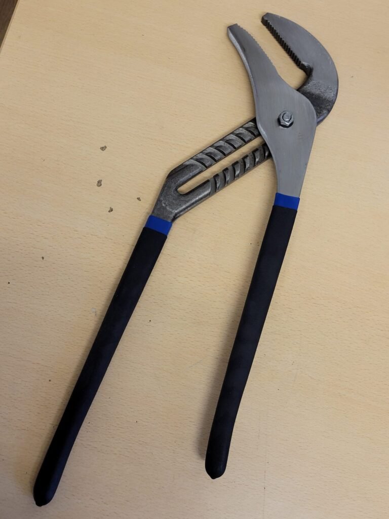 20″ Water Pump Plier - IRISH TOOLS SHOP